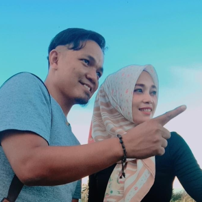 Website Pernikahan Herianto dan Septi Marleni